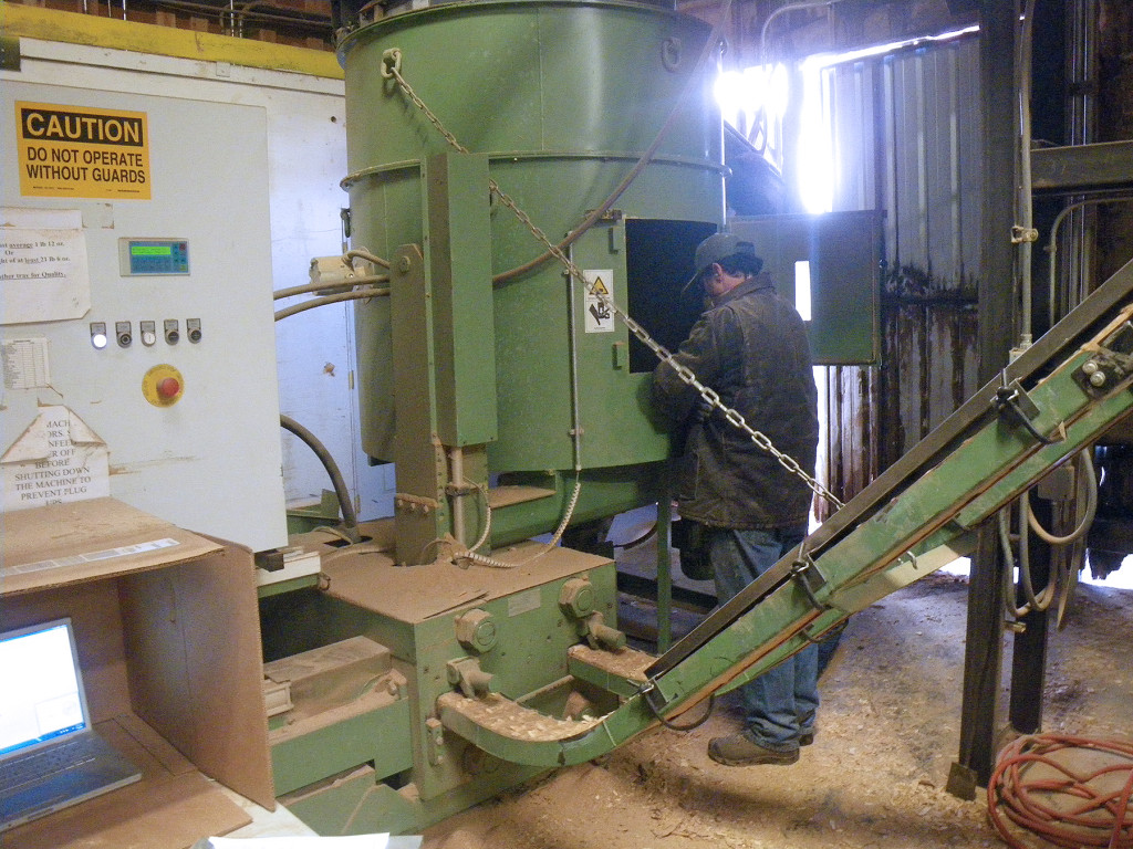 BRDI Waste to Wisdom: Results from Preliminary Biomass Briquetting ...