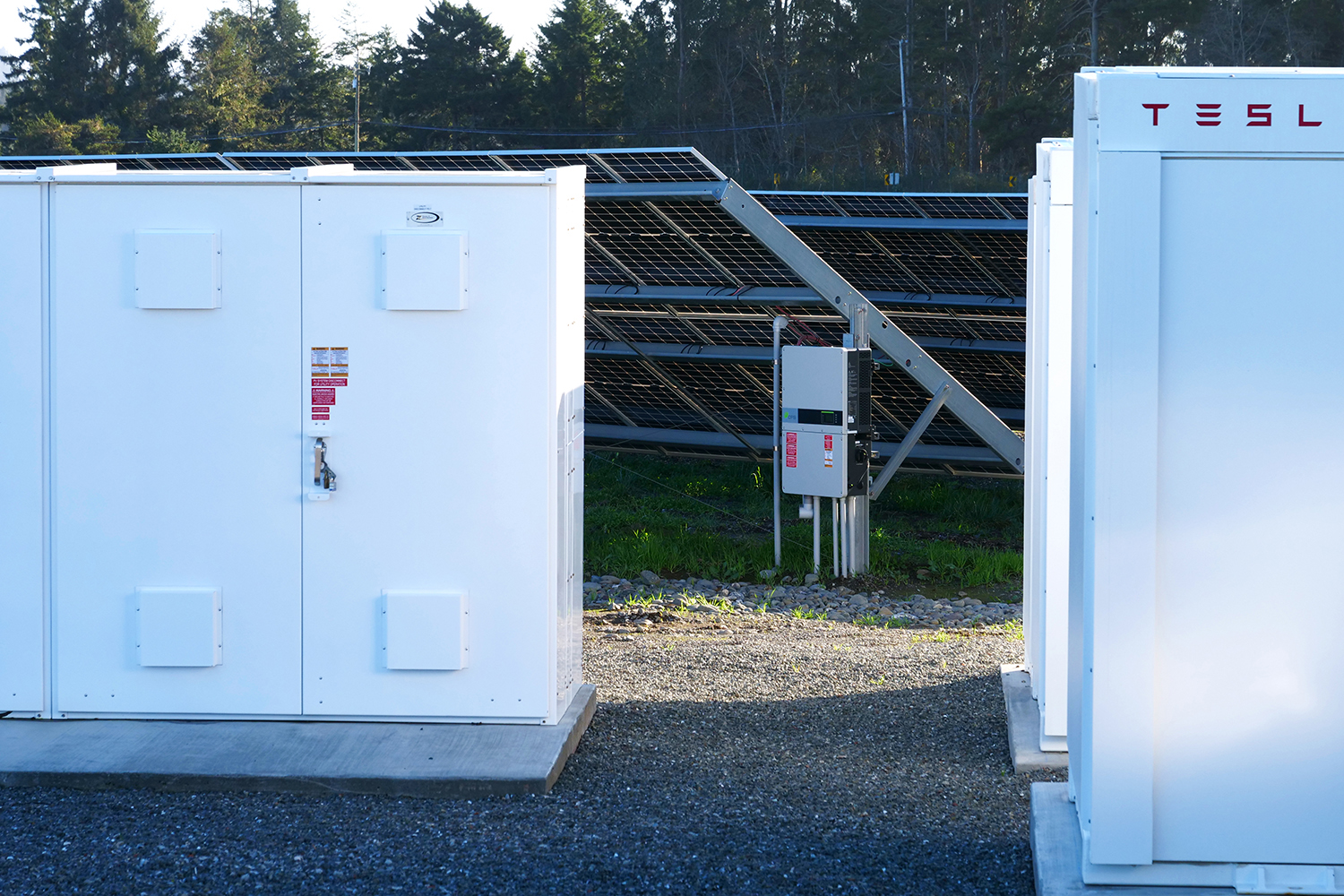 California’s first 100% renewable multi-customer microgrid is now ...